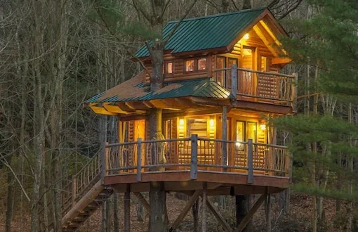 Unique Treehouse Cabins in Vermont (that you will fall in love with)