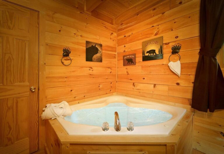 Full guide of 🌳 Best Treehouse Cabins in Tennesse in 2023