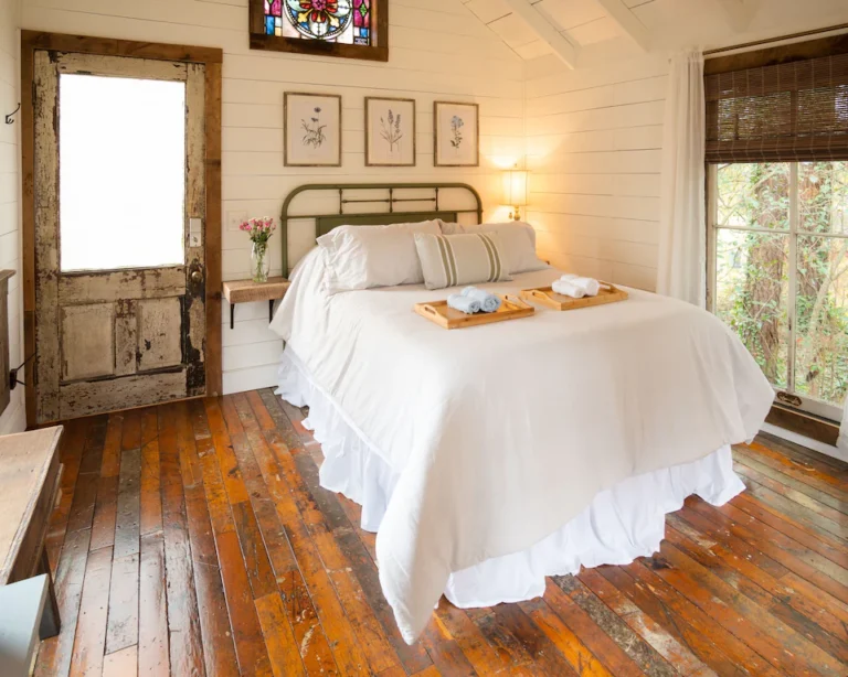 Exploring the Best 18 Treehouse Cabins in and near Atlanta