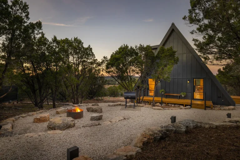 Best Cabins with Hot Tubs in Wimberley for everybudget in 2023