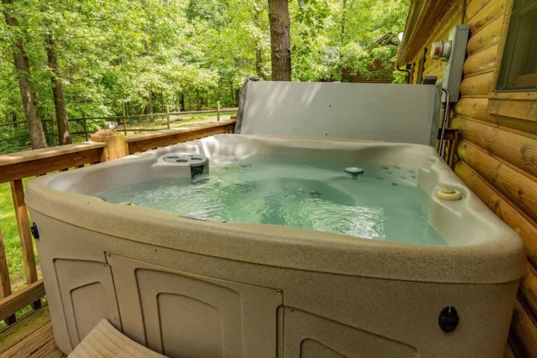 Exploring the 17 best Cabins with Hot Tubs in Branson in 2023