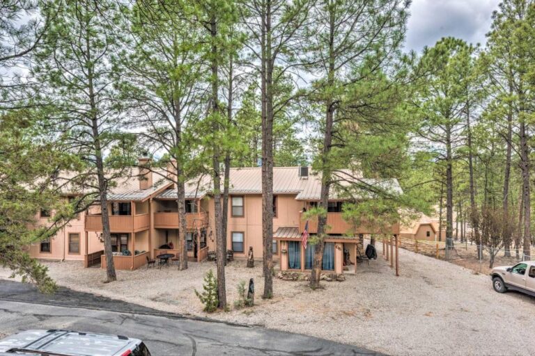 Love is in the Air: Discover the Best Romantic Cabins in Ruidoso!